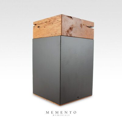 Barn Wood Cremation Urn 006 - Aril
